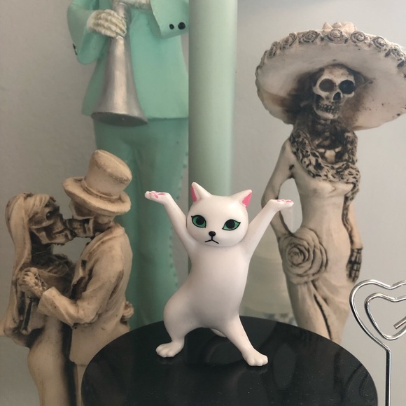 Accents | Fabulous Dancing Cat Stand In White New | Poshmark